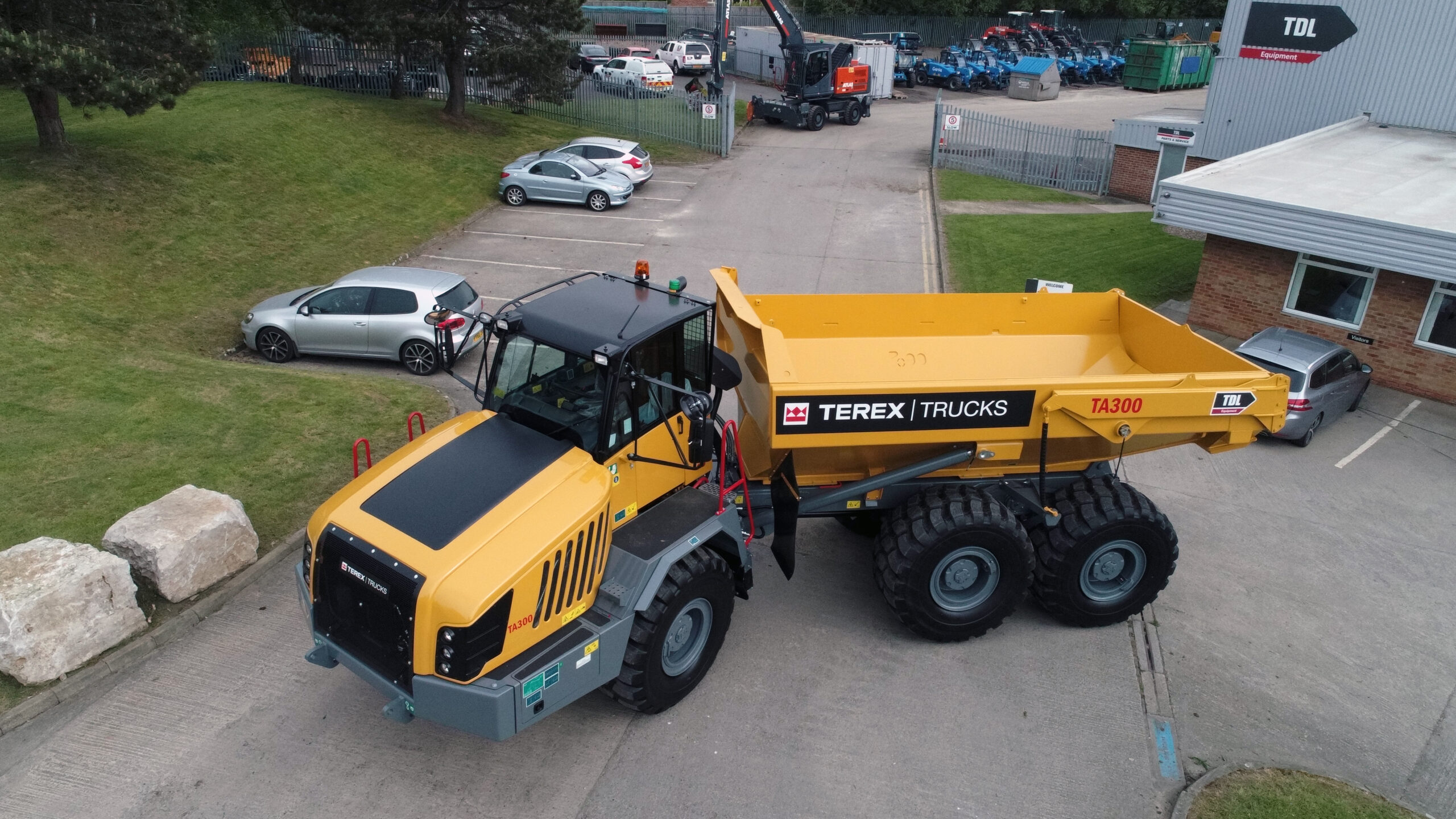 TDL Equipment - Helping Customers Dig, Dump, Move & Lift - TDL Equipment