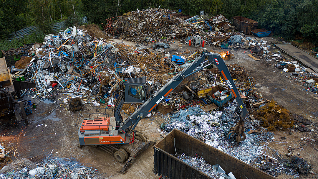Atlas Material Handler Proves Itself at Norwood Metals - TDL Equipment